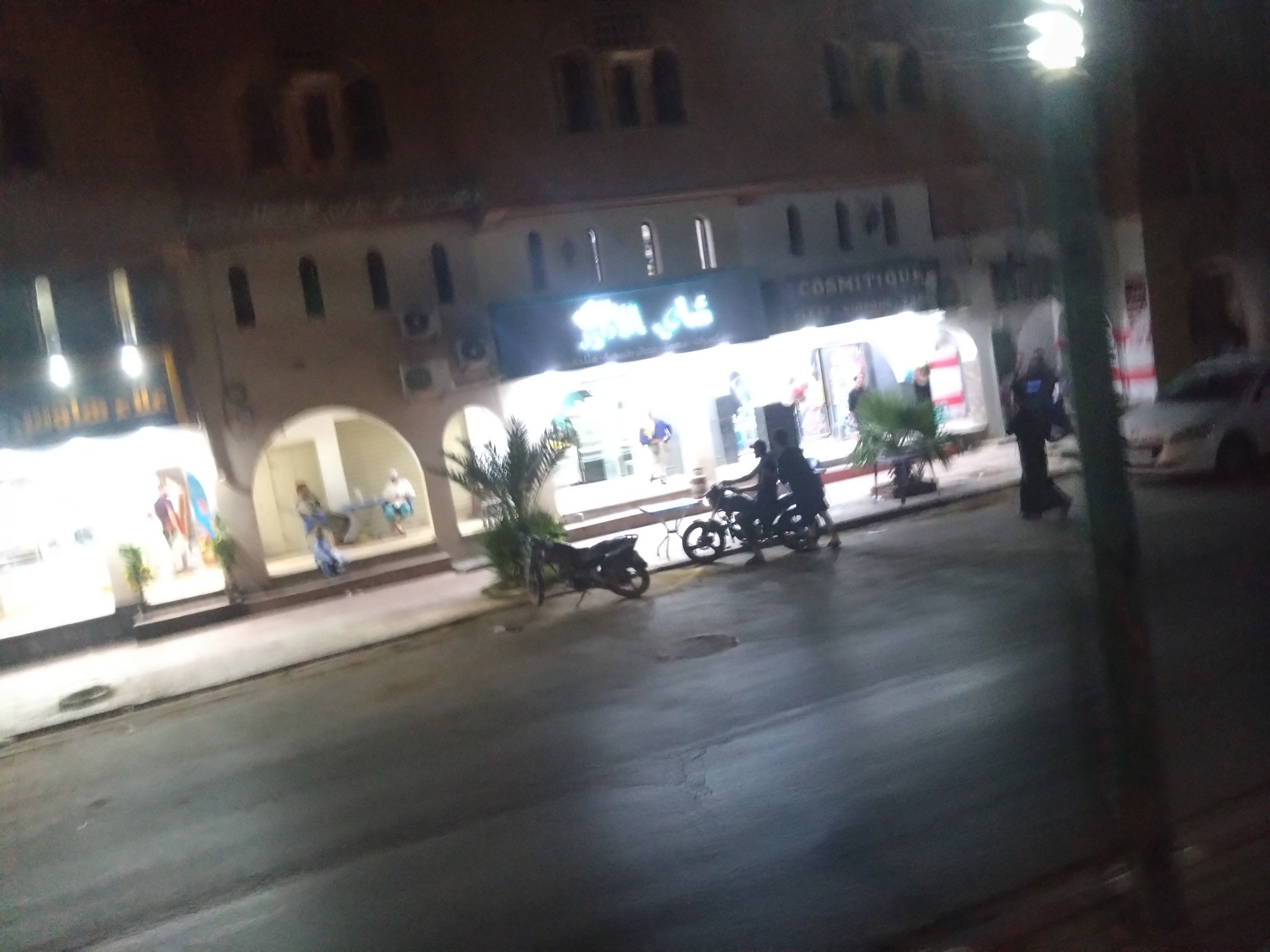 ガルダイアへ到着: 私の食べ歩き・私の世界旅行